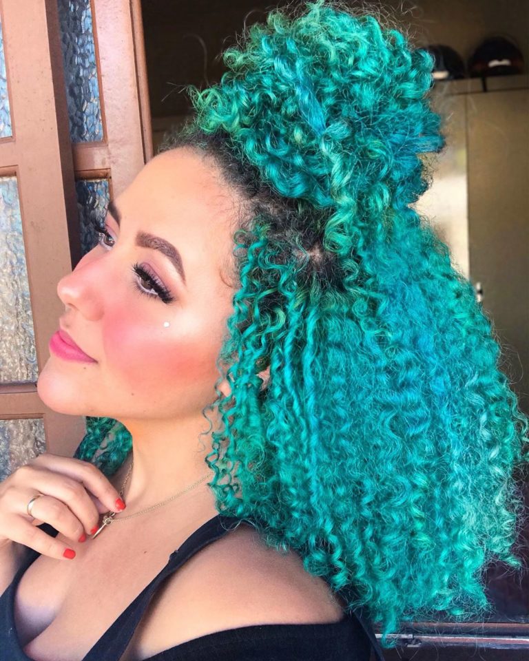 Cabelo azul: 45 fotos, tutoriais e dicas para um visual autêntico e ...