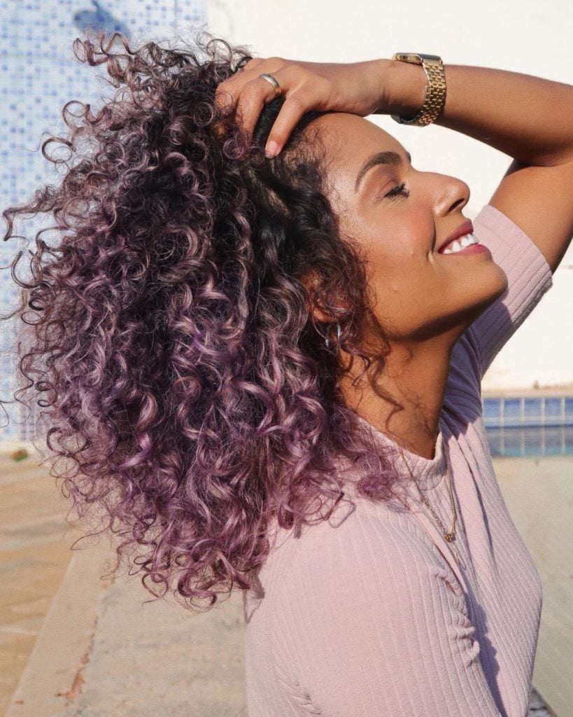 Cabelo roxo: 65 ideias, tutoriais e dicas para uma transformação colorida