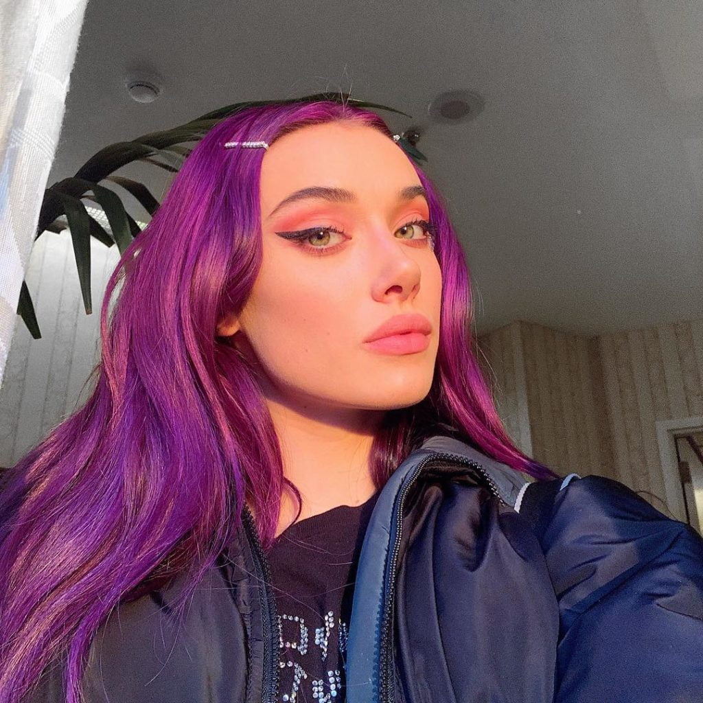 Cabelo roxo: 65 ideias, tutoriais e dicas para uma transformação colorida