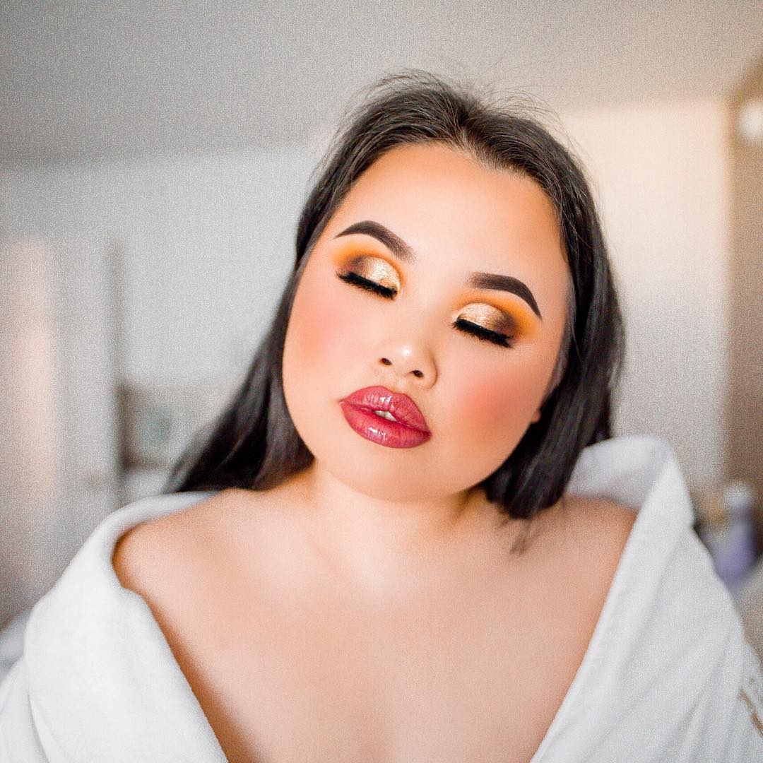 Cut crease: 15 ideias e o PASSO A PASSO desse truque de maquiagem