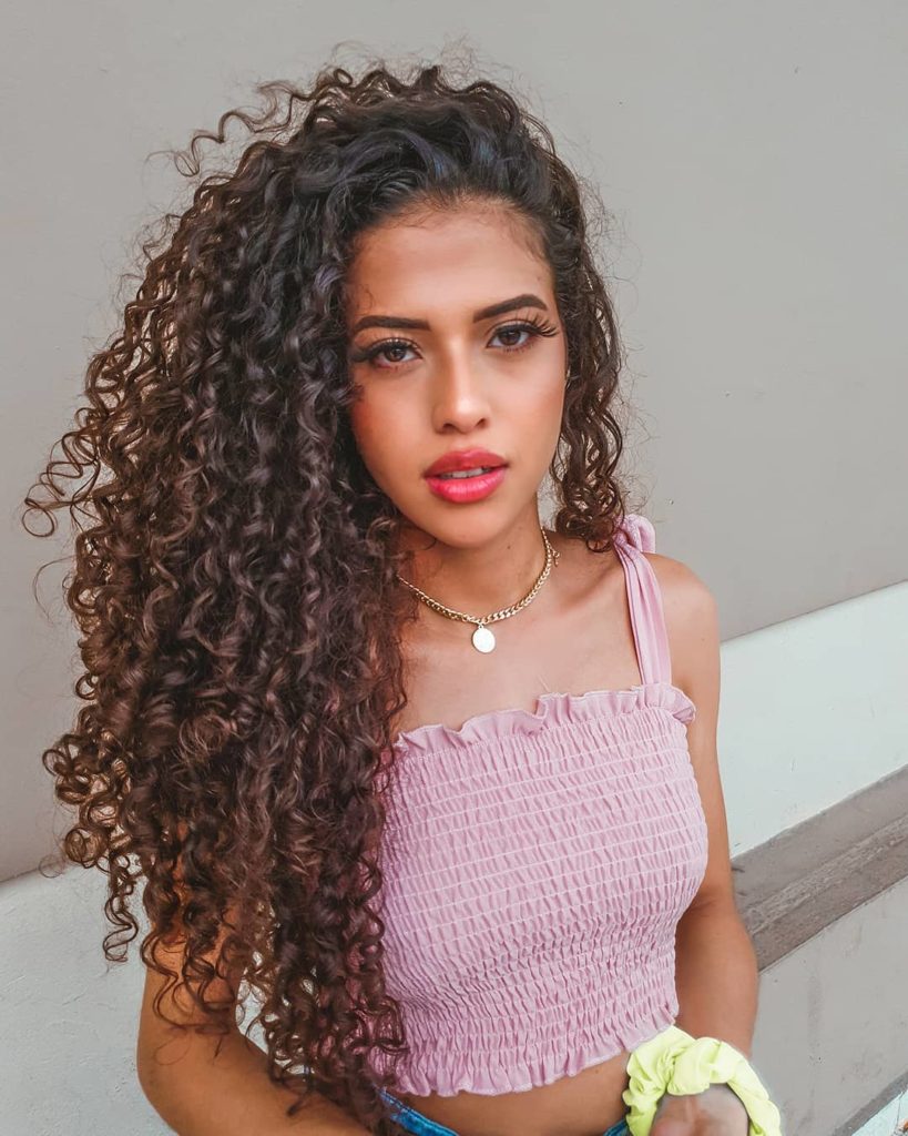 Corte de cabelo cacheado: 70 ideias para soltar os cachos