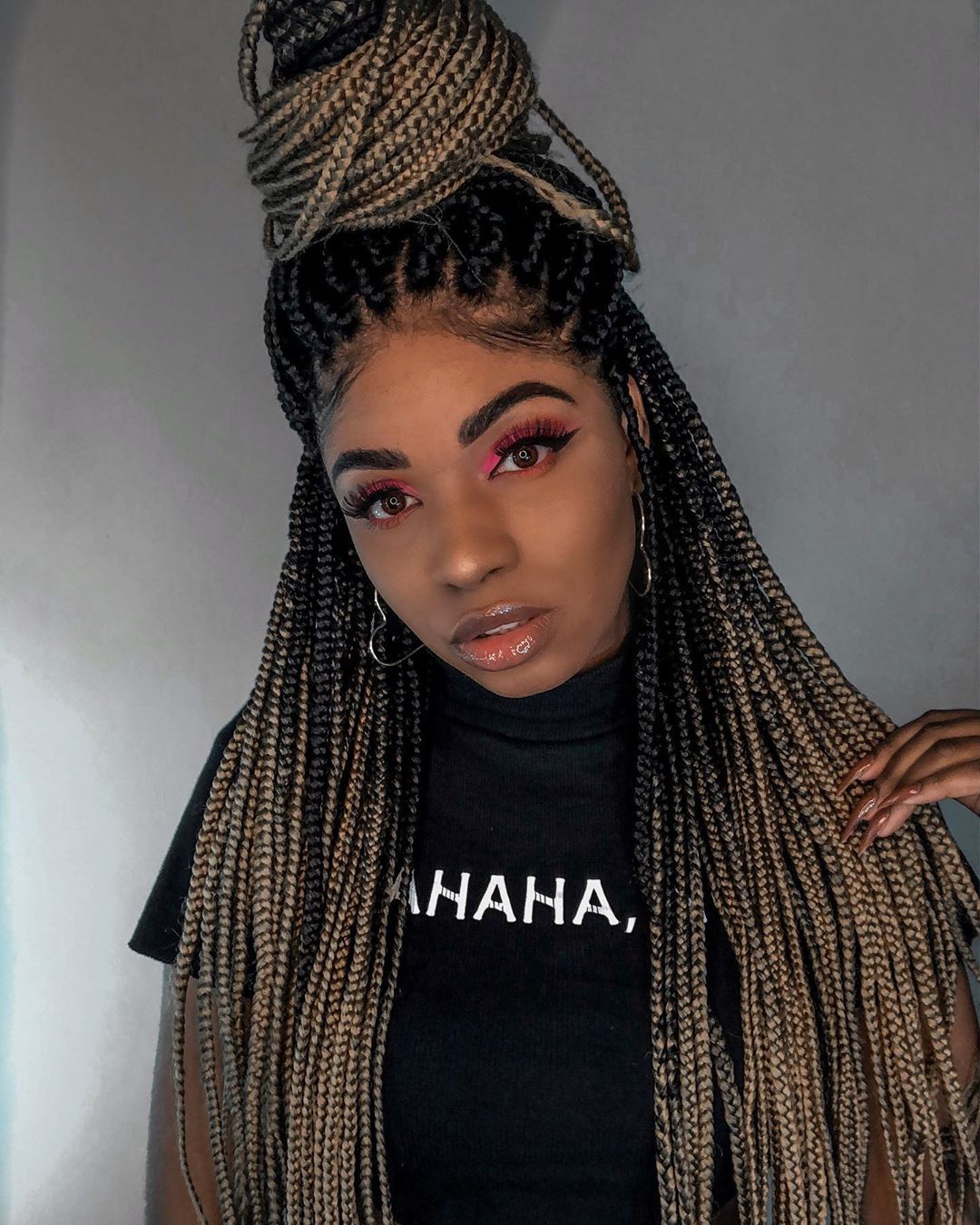 Penteados afros: 80 fotos cheias de estilo e significado para arrasar