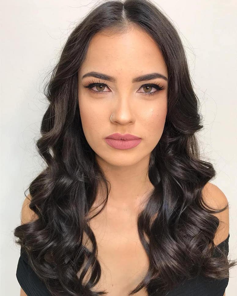 Cabelo ondulado: saiba como valorizar os seus fios como eles merecem