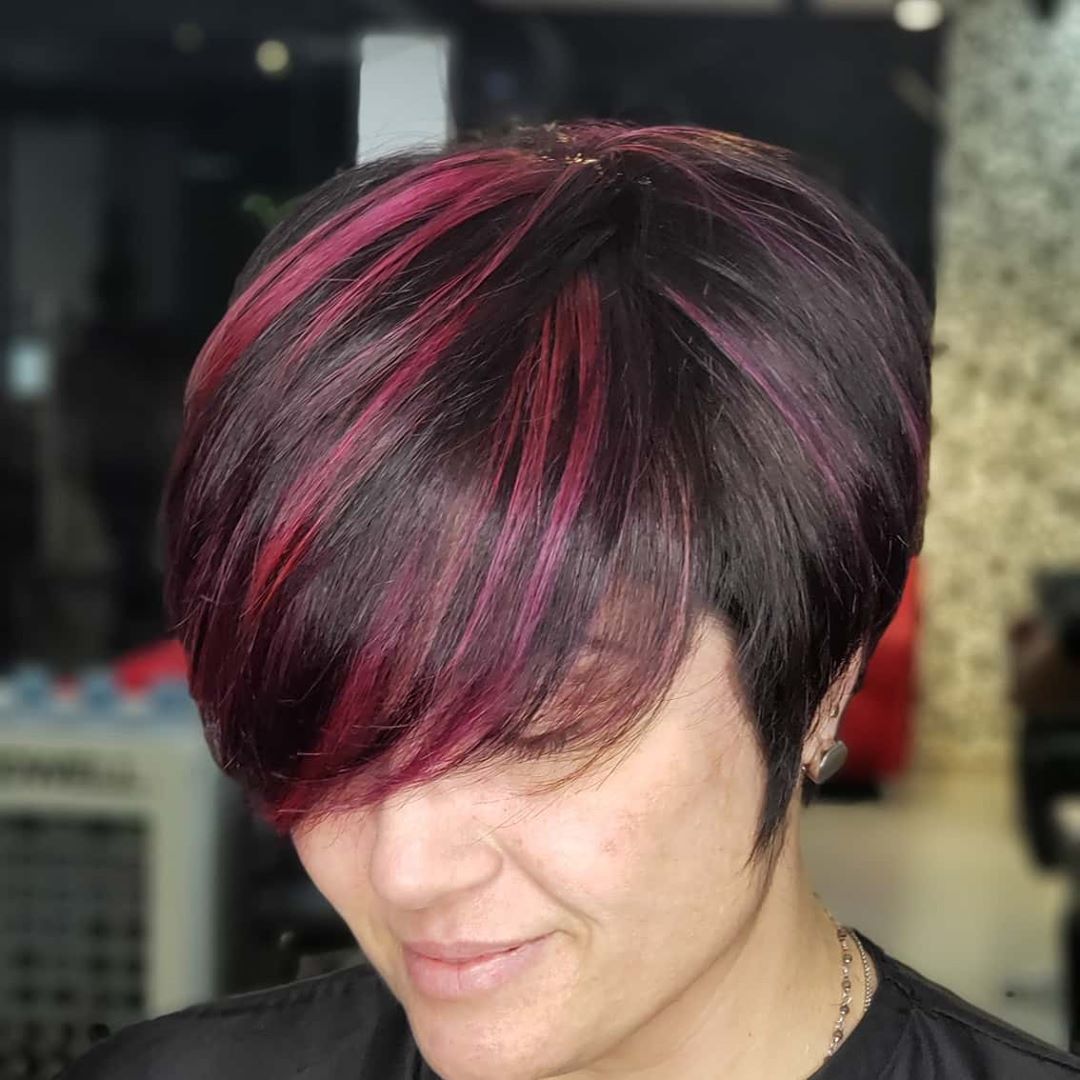 Cabelo marsala: conheça a cor do momento que é puro estilo