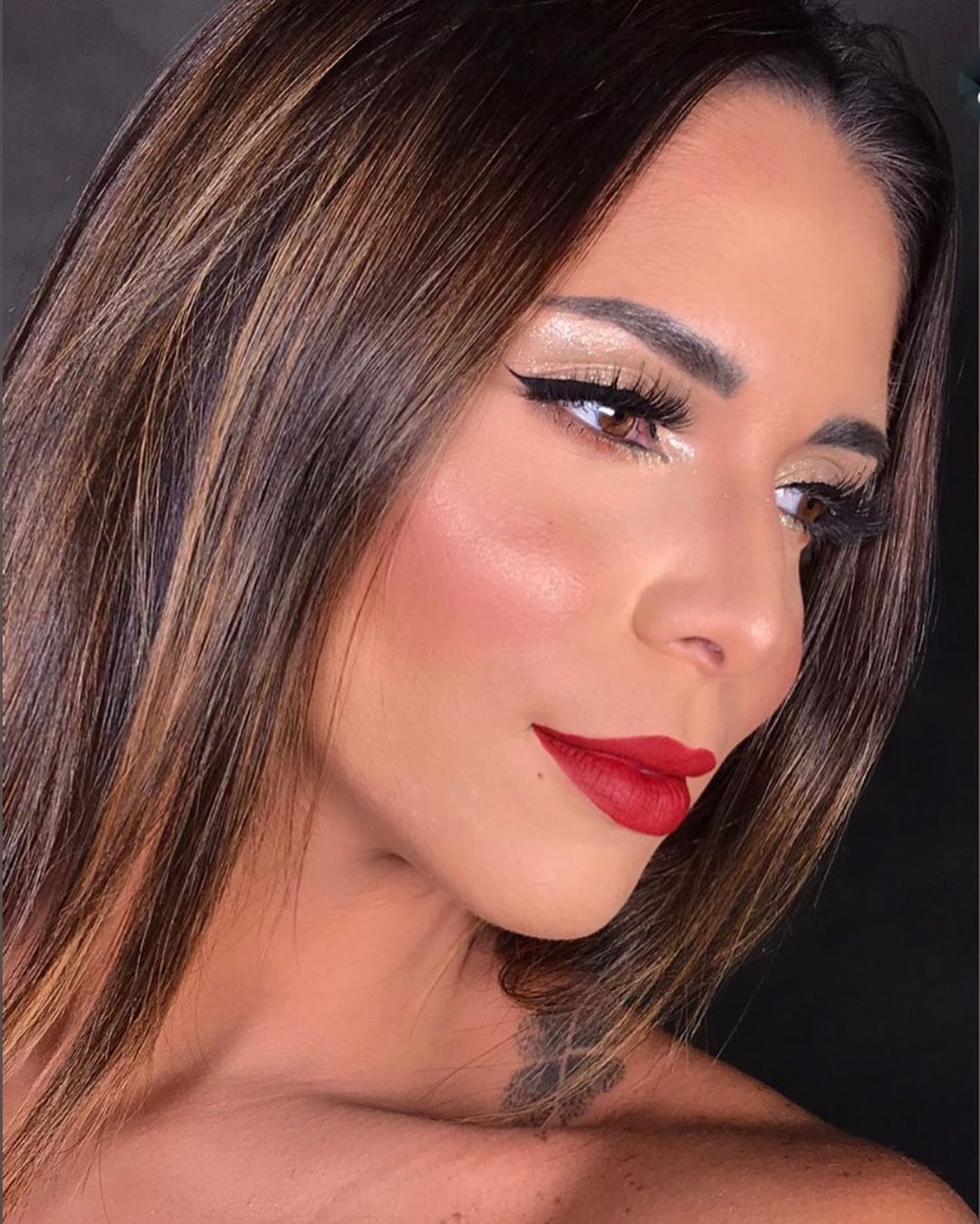 Maquiagem com batom vermelho: 15 ideias para um visual poderosíssimo