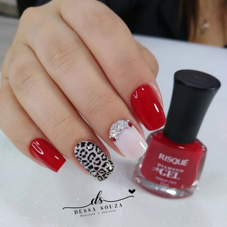 Unhas decoradas vermelhas: 60 modelos que são tendência
