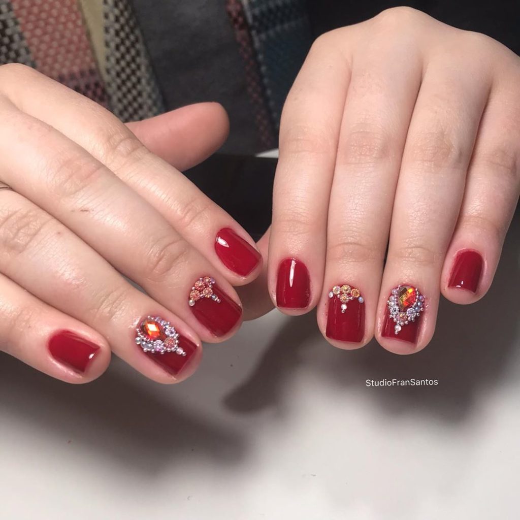 40 modelos de unhas decoradas vermelhas para arrasar