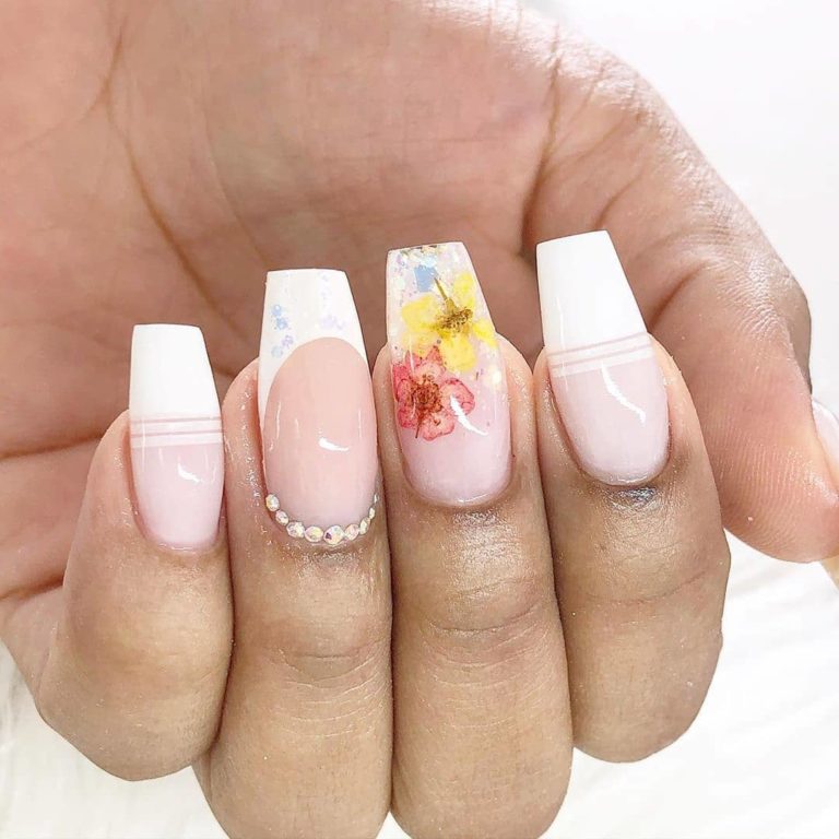Unhas Para Noivas 42 Modelos Deslumbrantes Para Esse Dia Tão Especial
