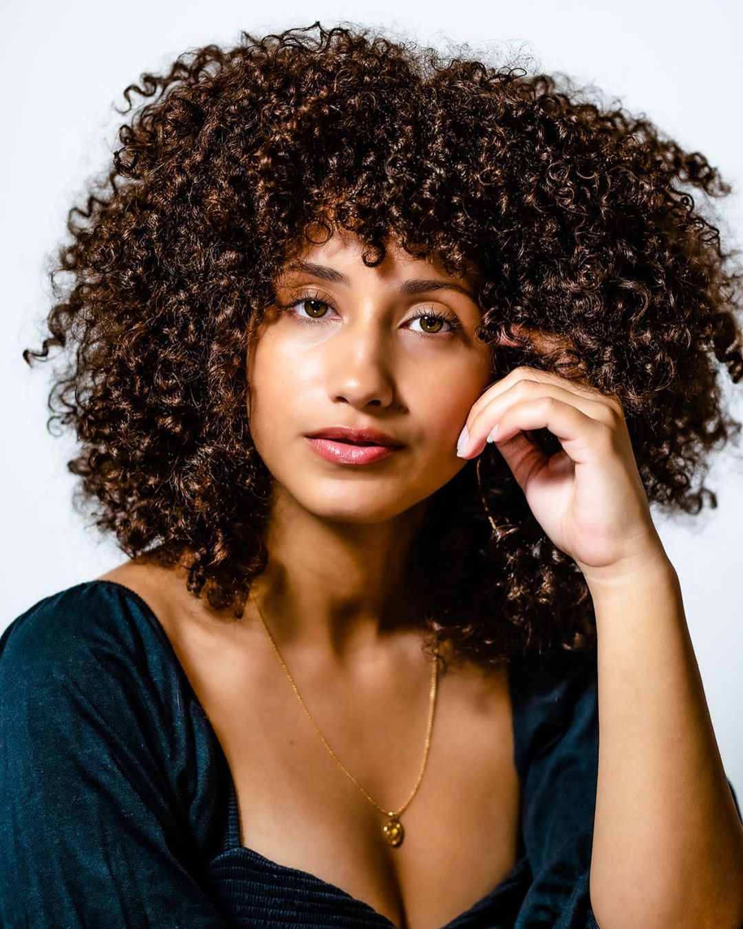 long bob com franja: 60 cortes + dicas para cortar em casa