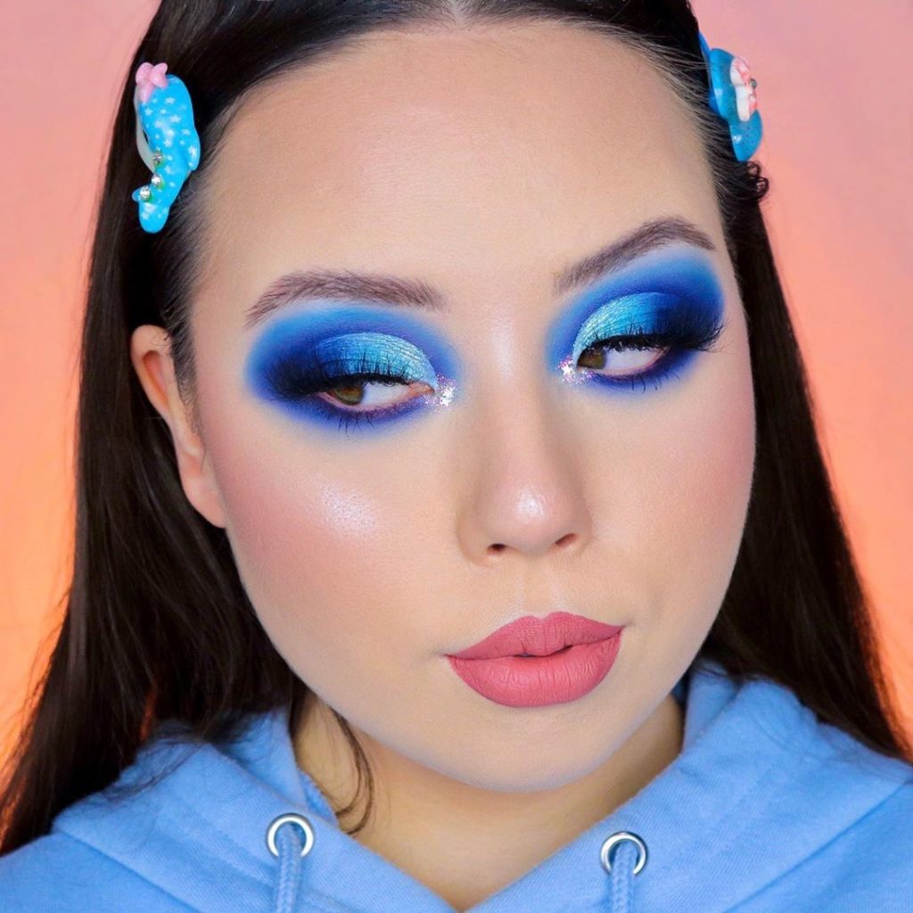 Maquiagem azul: 45 ideias da make que voltou com tudo