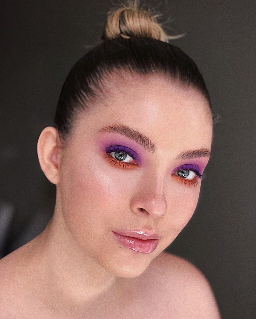 Maquiagem colorida: 35 fotos e PASSO A PASSO para você se inspirar