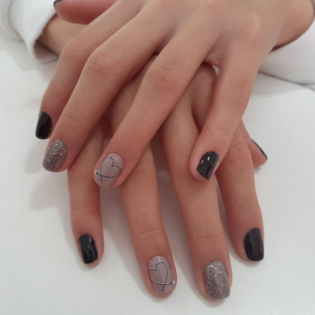 80 ideias de unhas decoradas pretas para ficar cheia de estilo