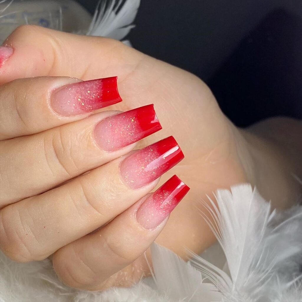 Unhas degradê: 80 FOTOS e passo a passo para apostar nessa nail art