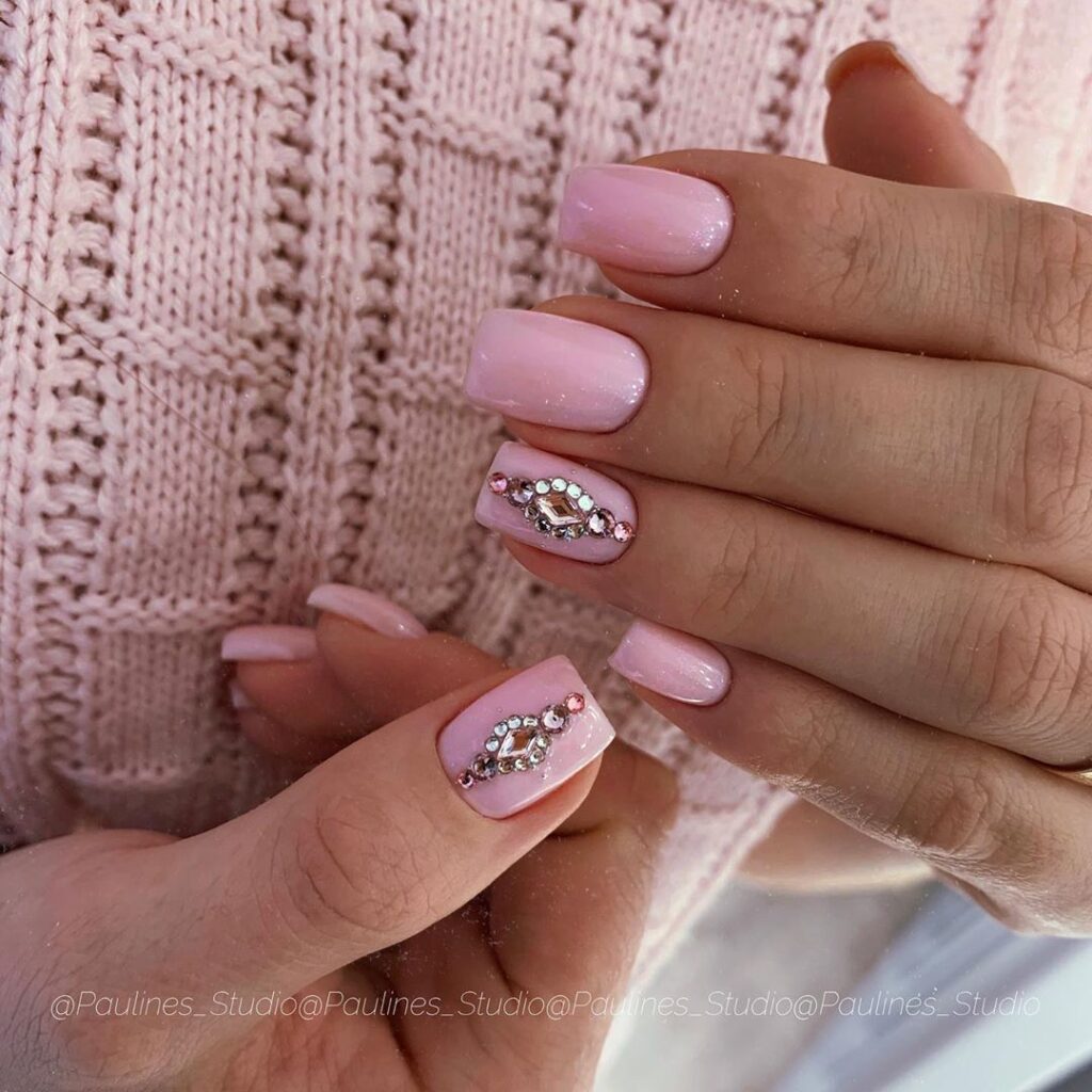 Unhas delicadas: inspirações cheias de charme e estilo [50 FOTOS]