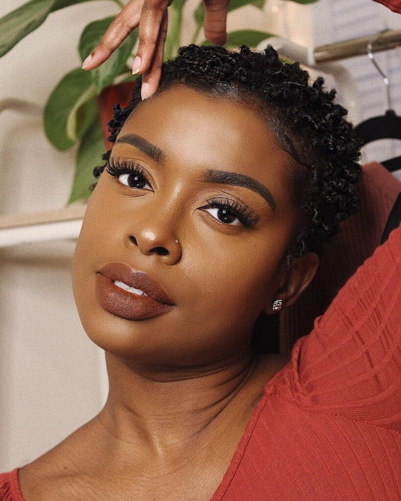 Big chop: o que é, quando fazer e 40 ideias de cortes incríveis