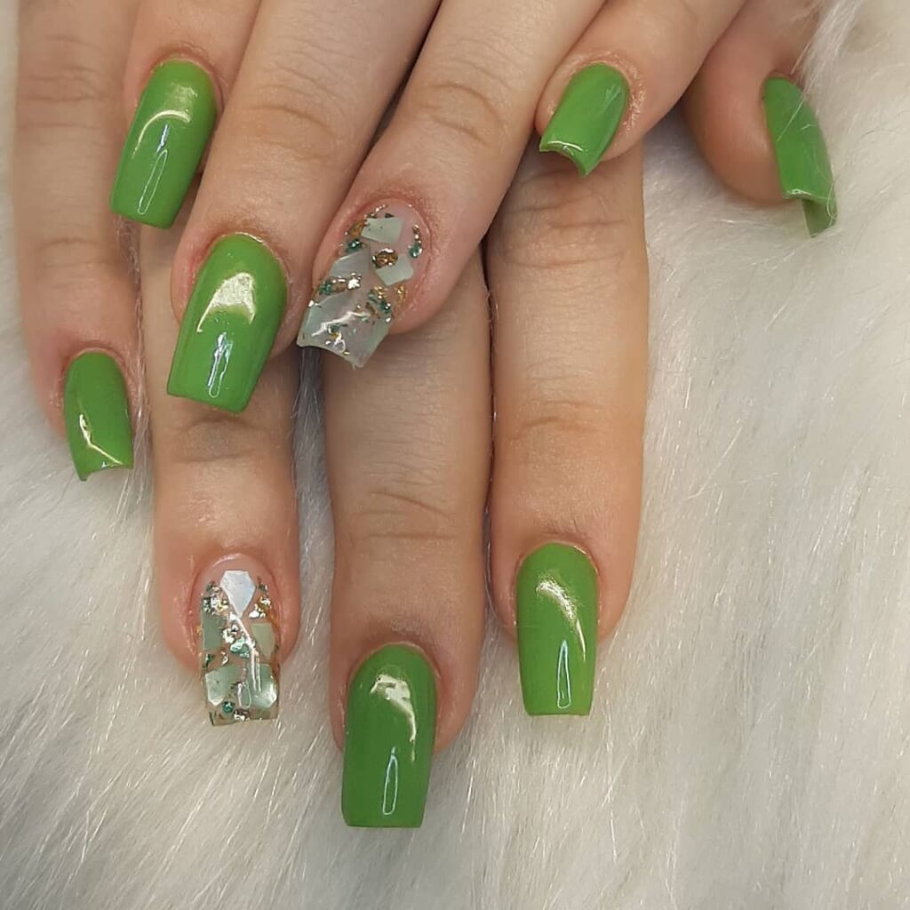Unhas verdes: 50 inspirações para apostar na cor da esperança