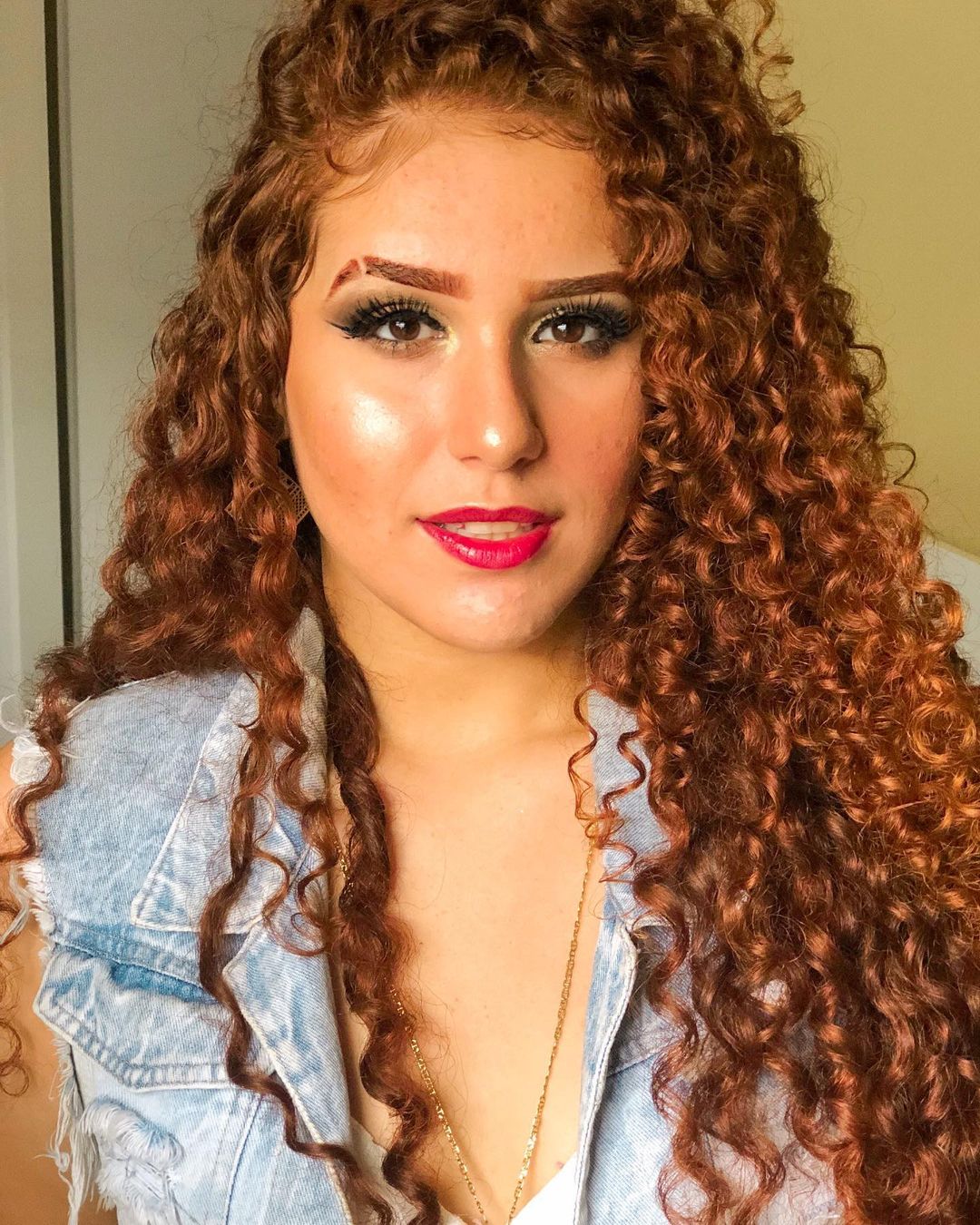 Cabelo cacheado ruivo: 40 fotos + tutoriais e dicas de cuidados