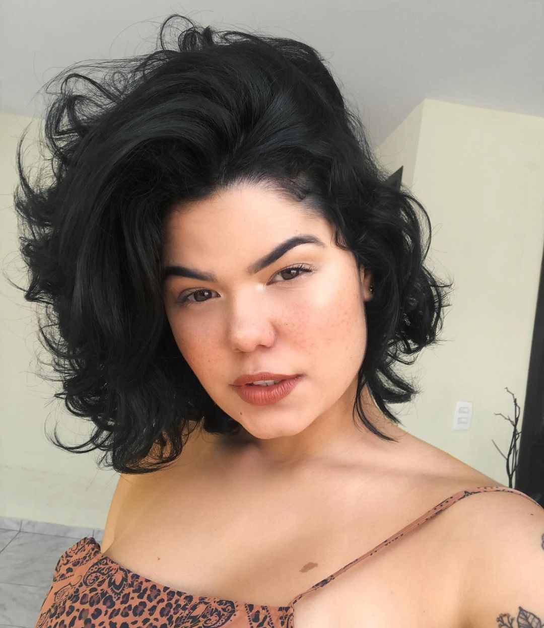 Cabelo curto ondulado: como cuidar, finalizar e 60 cortes [FOTOS]