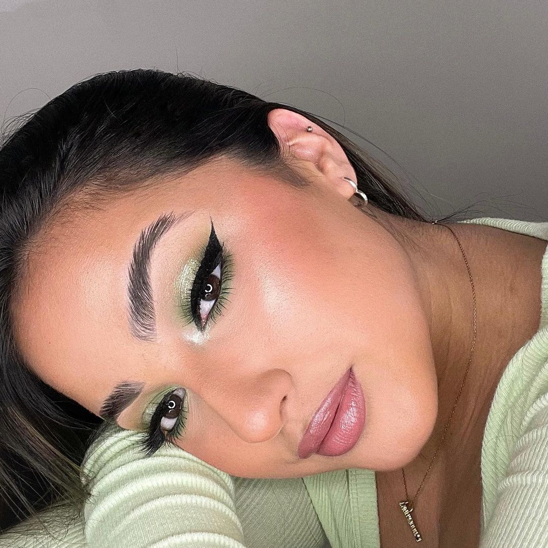 Maquiagem verde: 30 fotos + 10 tutoriais para apostar nessa cor