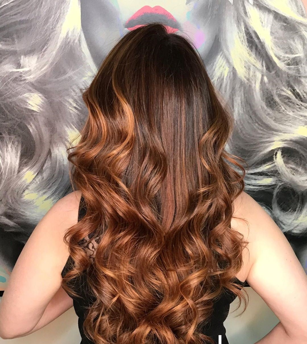 Loiro acobreado: 30 fotos + dicas e cuidados para manter o tom