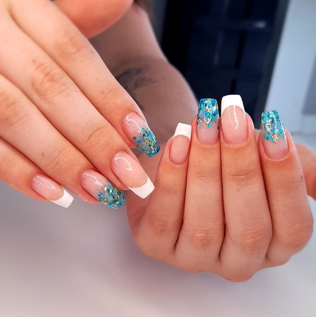 Unhas decoradas em azul: 60 inspirações e tutorias para explorar o tom