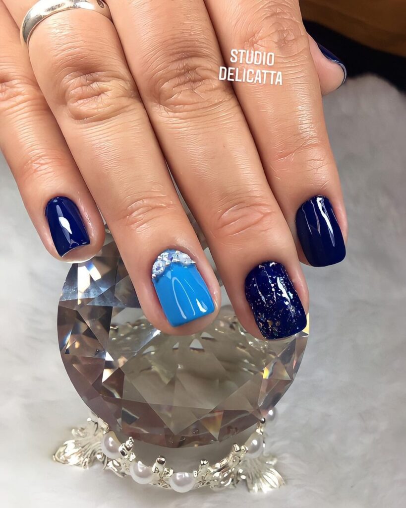 Unhas decoradas em azul: 60 inspirações e tutorias para explorar o tom