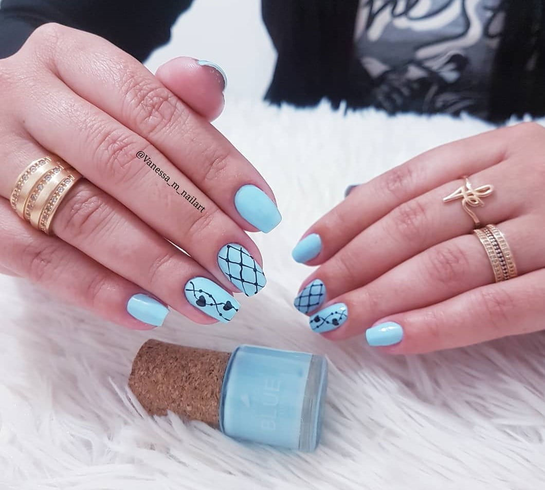 Unhas decoradas em azul: 60 inspirações e tutorias para explorar o tom