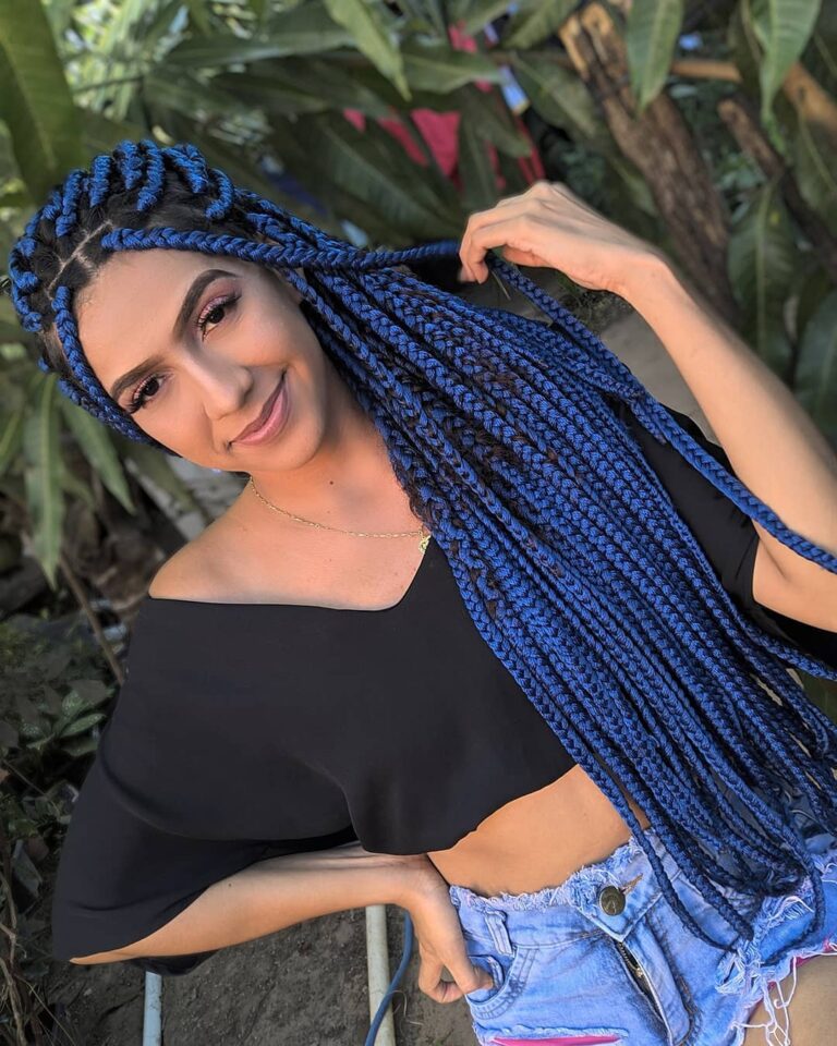 Box braids azul: 35 fotos e tutoriais para ter tranças arrasadoras