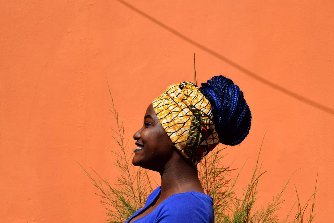 Box braids azul: 35 fotos e tutoriais para ter tranças arrasadoras