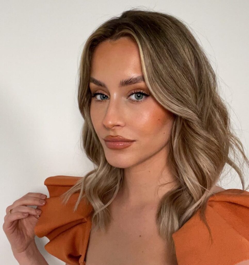 Loiro mel: 50 fotos de inspiração mais tutoriais para atingir essa cor