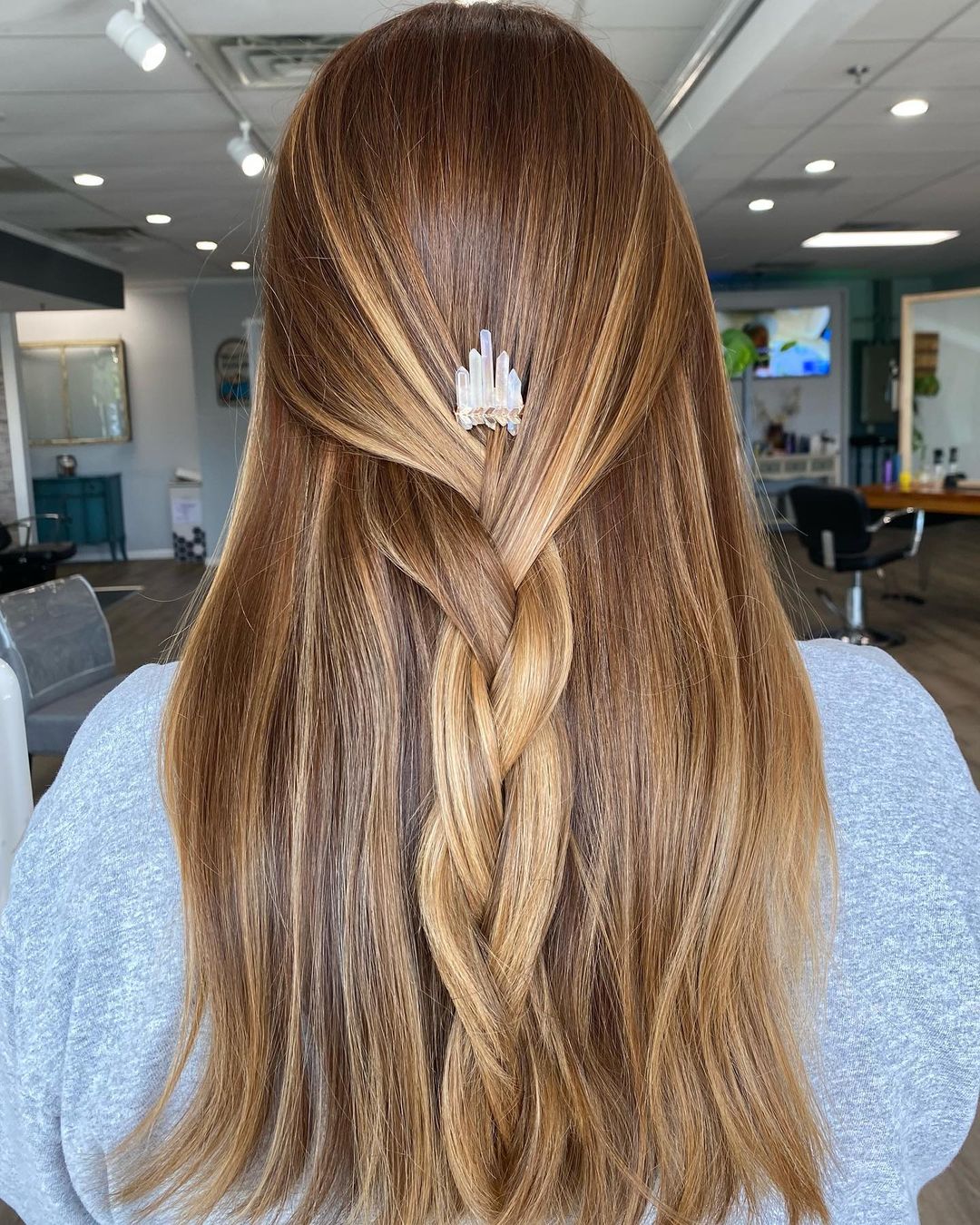 Loiro mel: 50 fotos de inspiração mais tutoriais para atingir essa cor