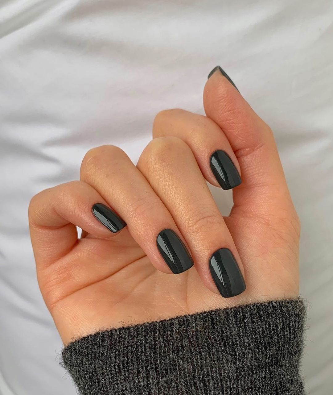 Unhas quadradas: 40 ideias e tutoriais para copiar agora mesmo