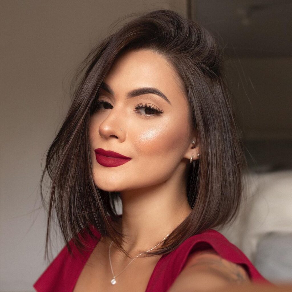 Long bob liso: 30 fotos que provam toda a beleza desse corte