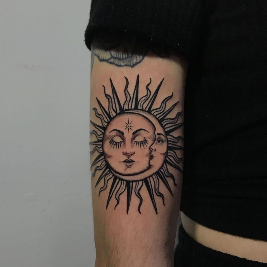 Tatuagem de sol e lua: 55 ideias que vão te encantar