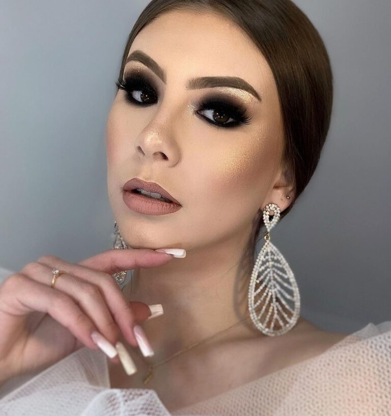 Maquiagem preta: 40 fotos para inspirar sua produção