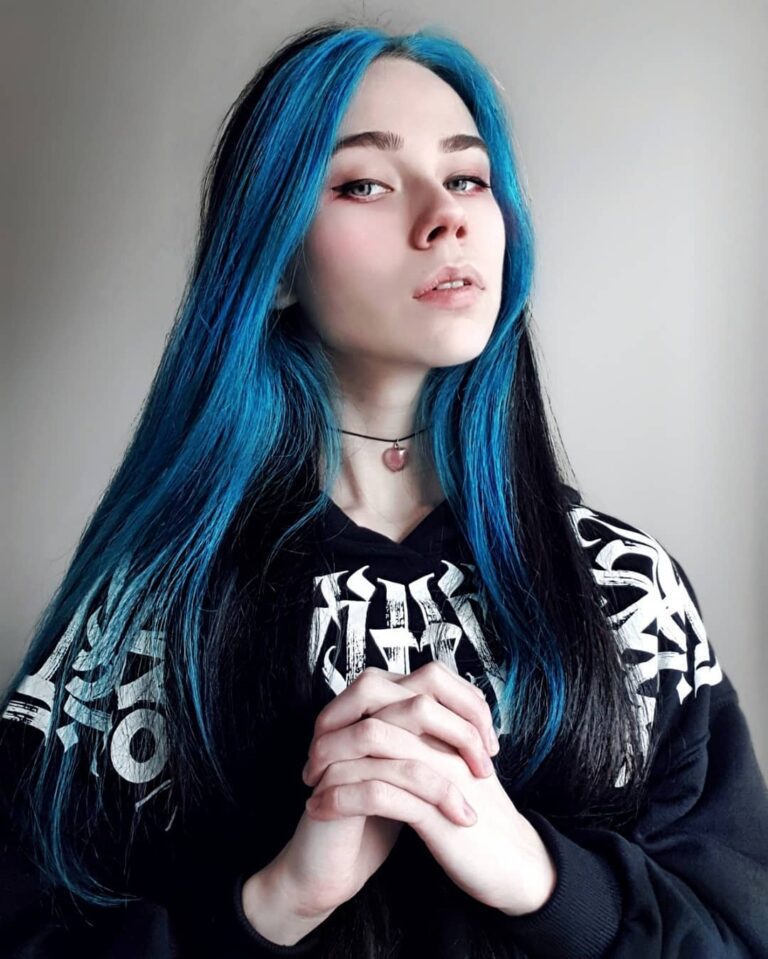 Mechas azuis: tutoriais e 50 fotos para repaginar o visual