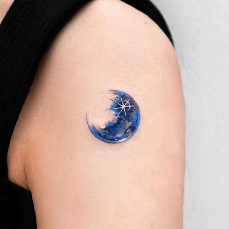 Tatuagem de lua: 70 modelos com muita estilo para inspirar