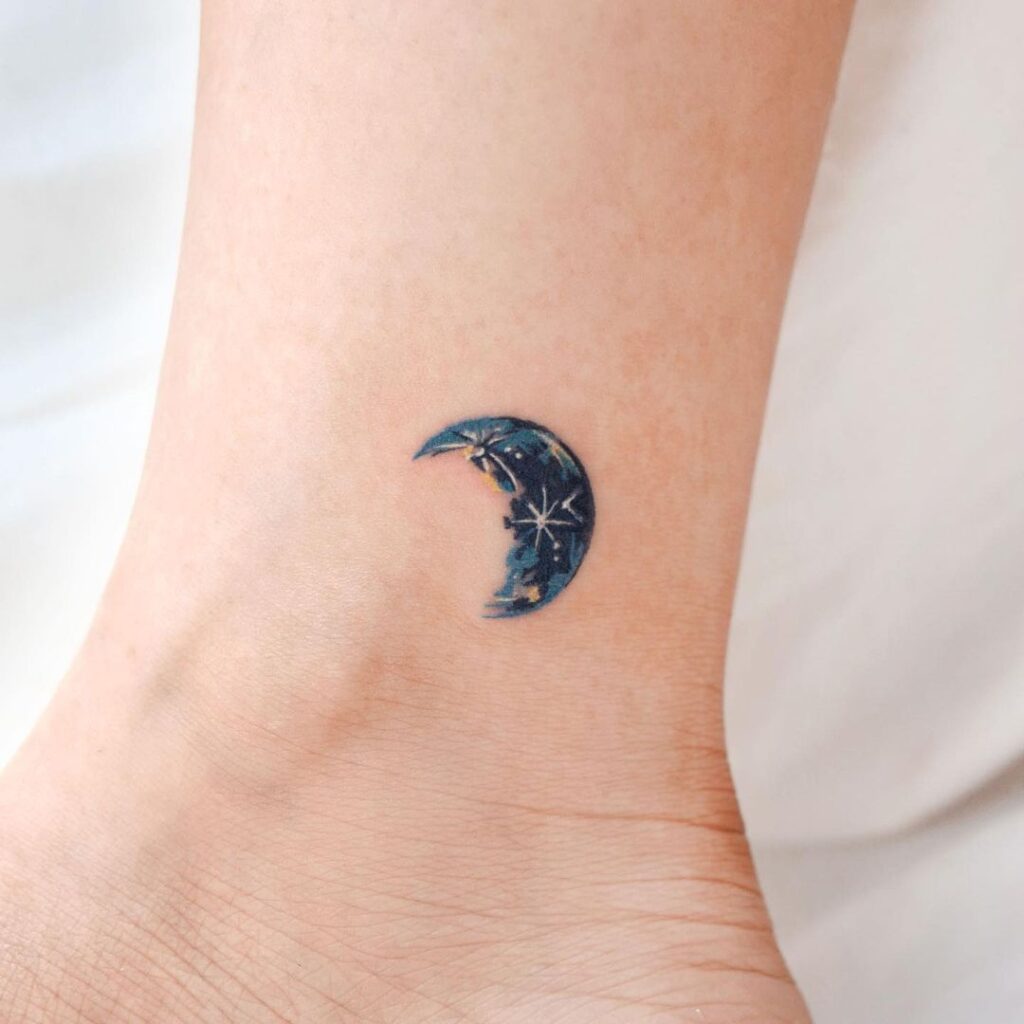 Tatuagem de lua: 70 modelos com muita estilo para inspirar