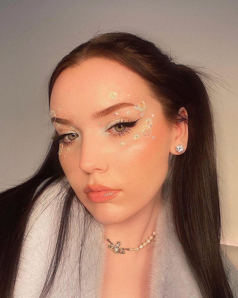 Maquiagem soft girl: 40 fotos fofas e delicadas para arrasar