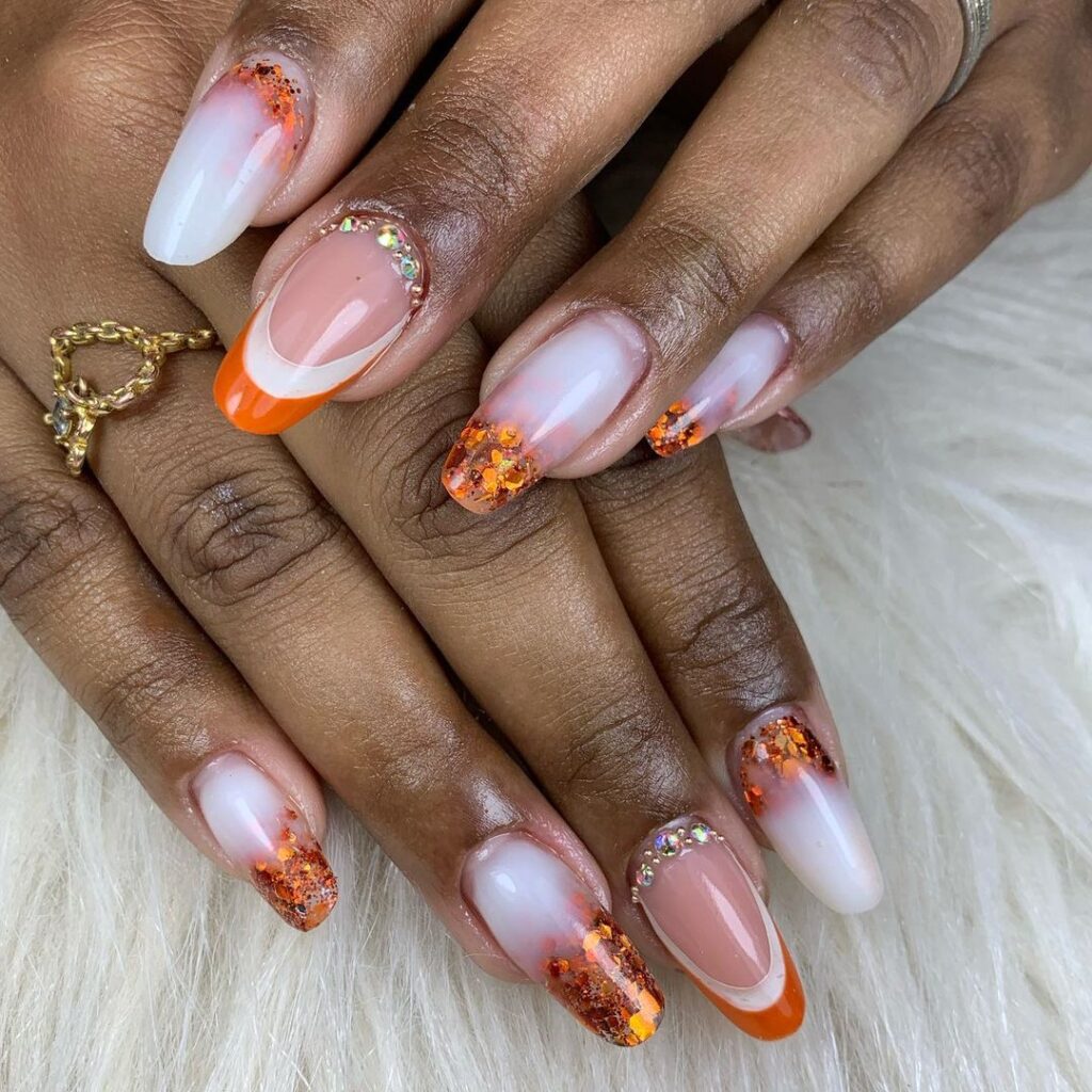 Unhas laranja: fotos e tutoriais para arrasar com essa cor