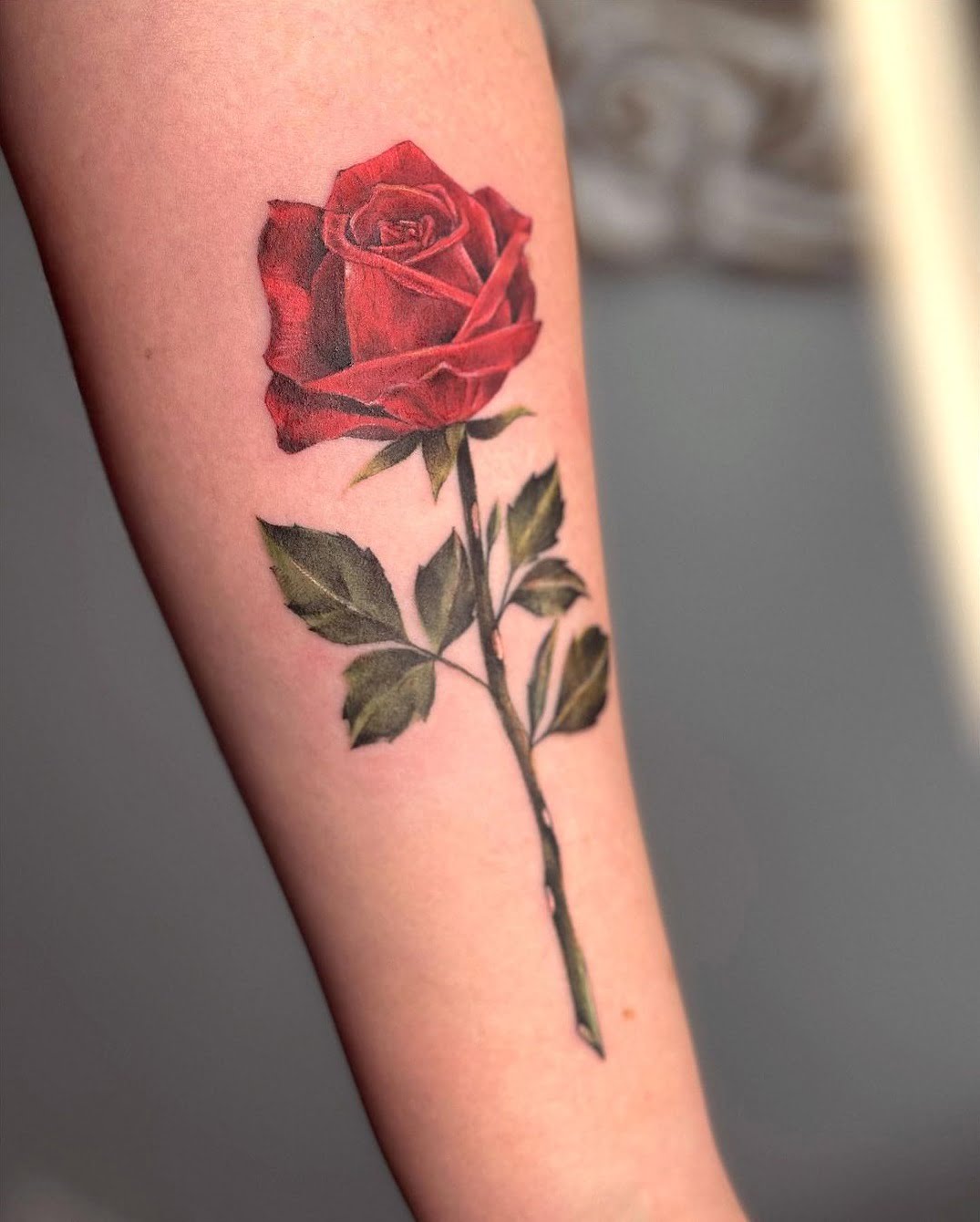 Tatuagem de flor: 70 ideias para usar como inspiração