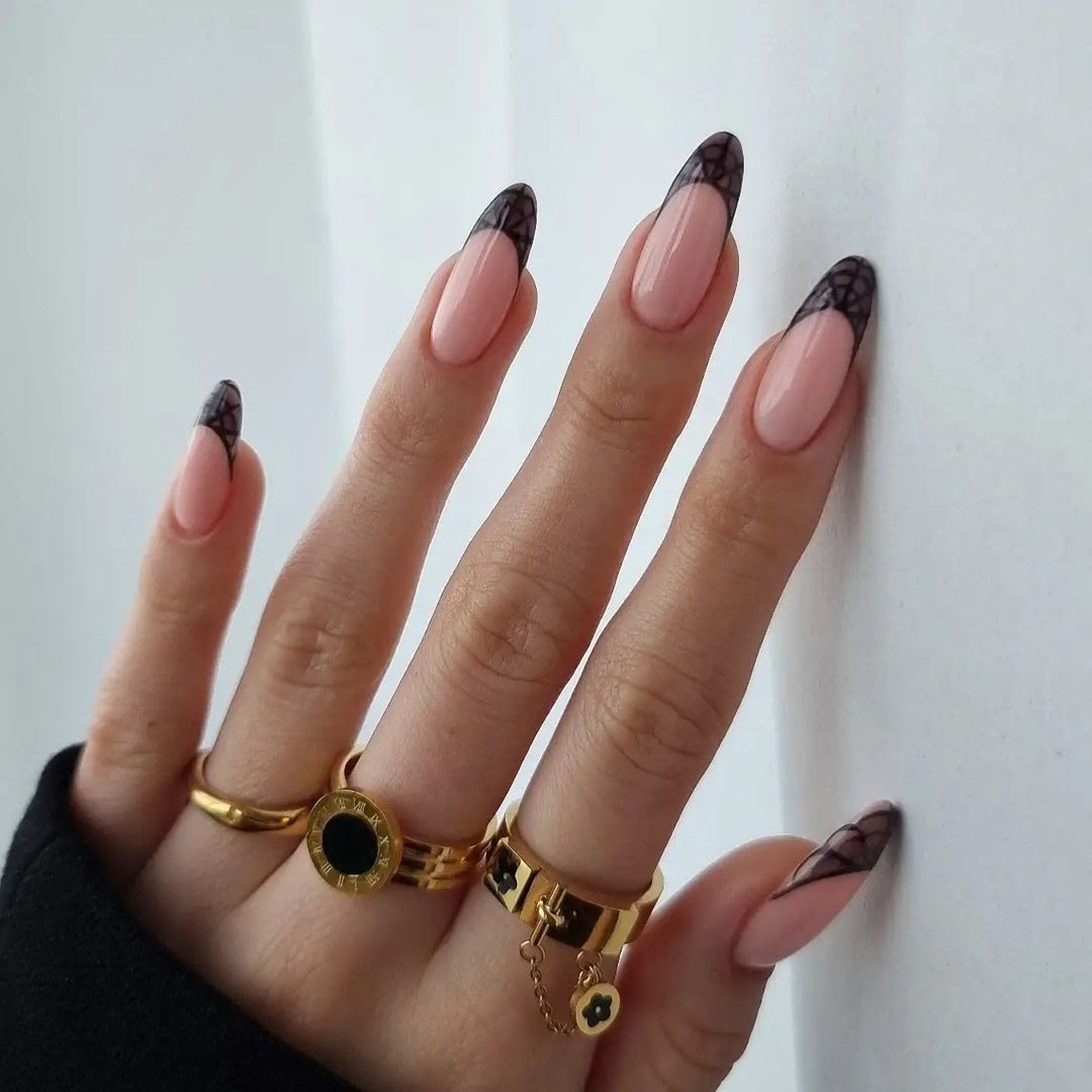 Unhas redondas: 30 ideias + vídeos para aderir a tendência