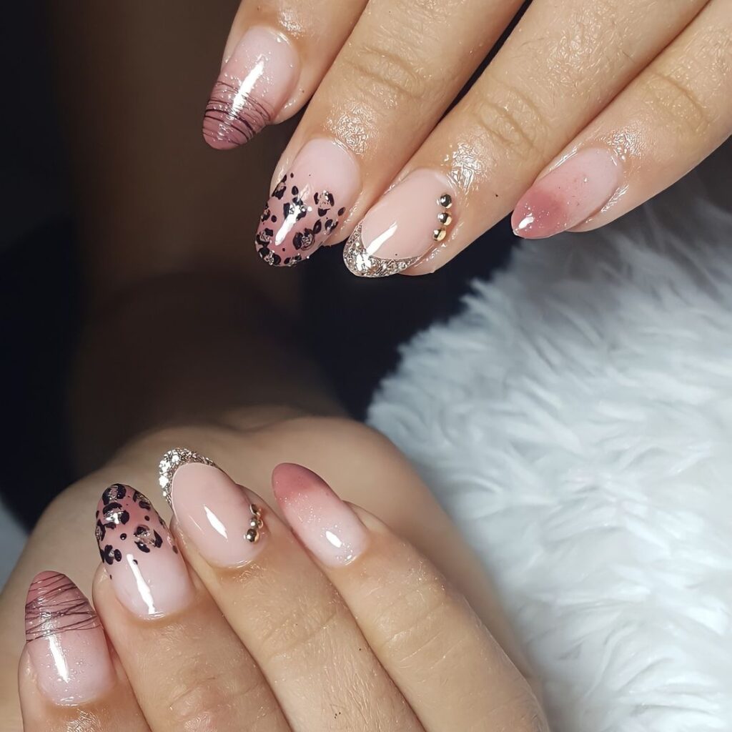 Unhas claras decoradas: 90 ideias e tutoriais incríveis