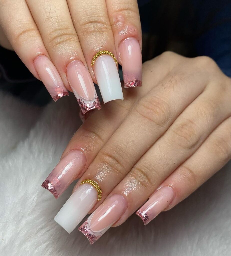 Unhas claras decoradas: 90 ideias e tutoriais incríveis