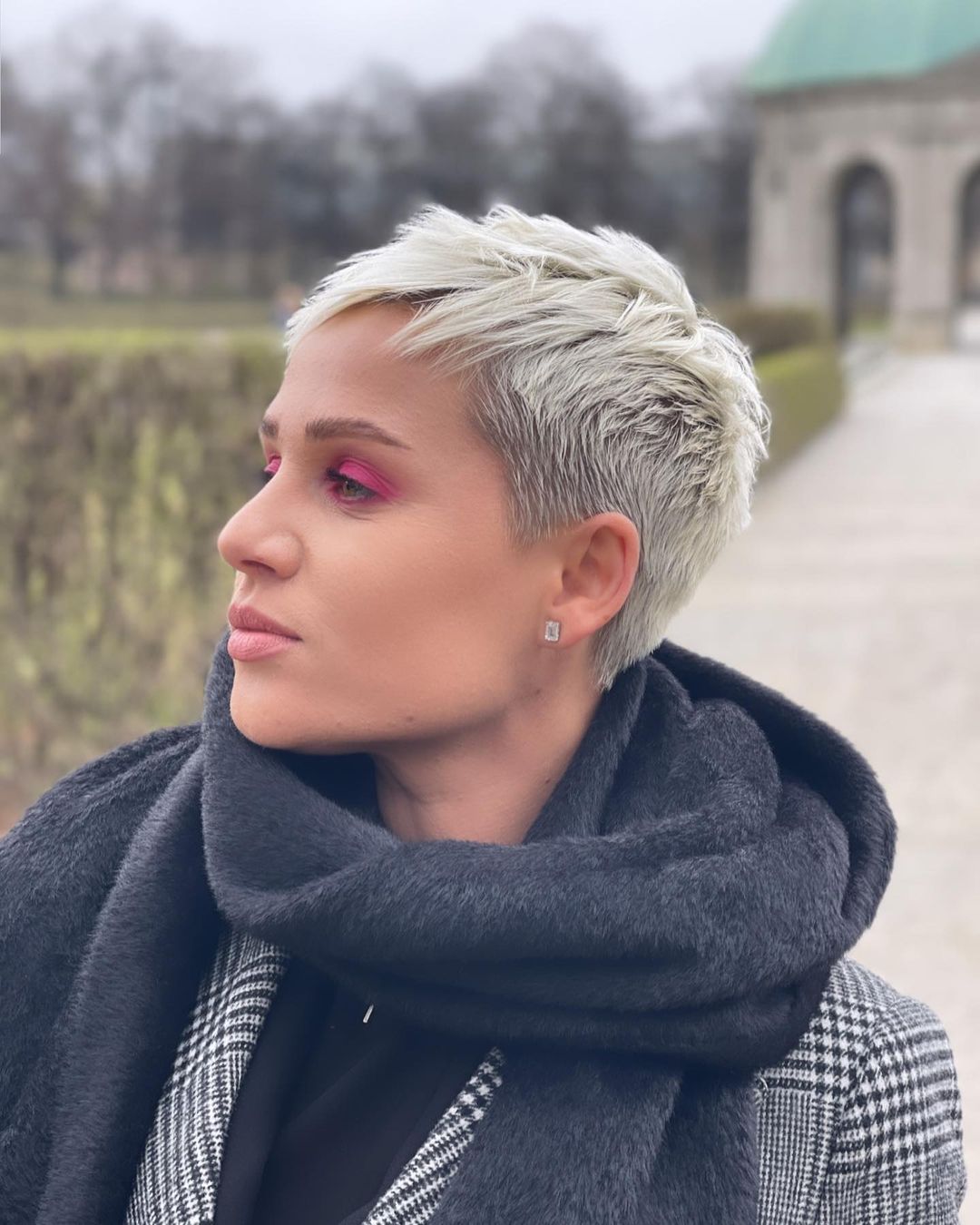 Cabelo curto liso: 70 cortes para um visual cheio de atitude