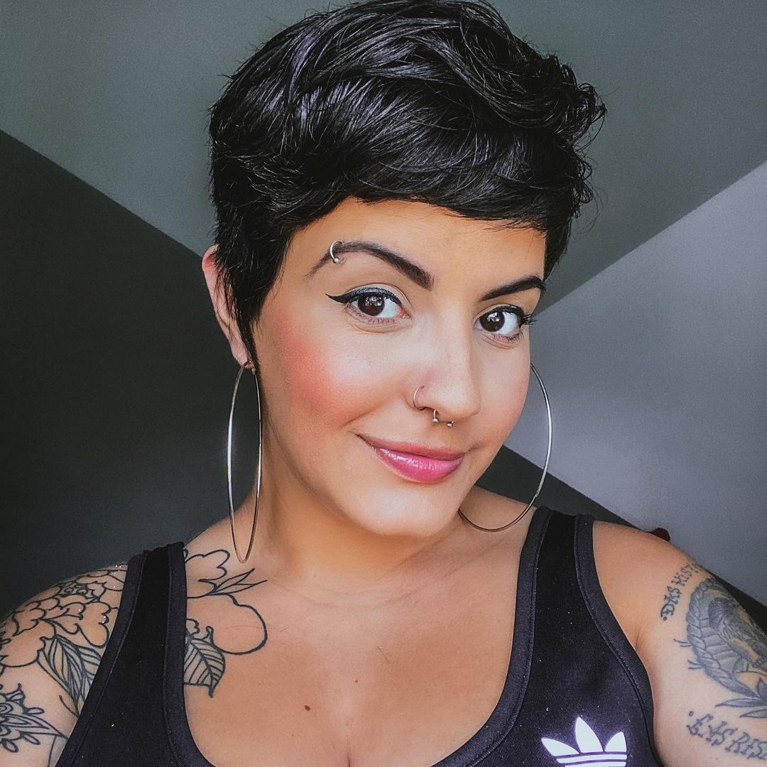 Cabelo curto liso: 70 cortes para um visual cheio de atitude