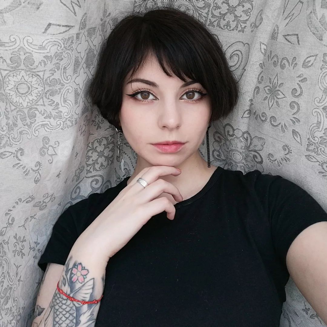 Cabelo curto liso: 70 cortes para um visual cheio de atitude