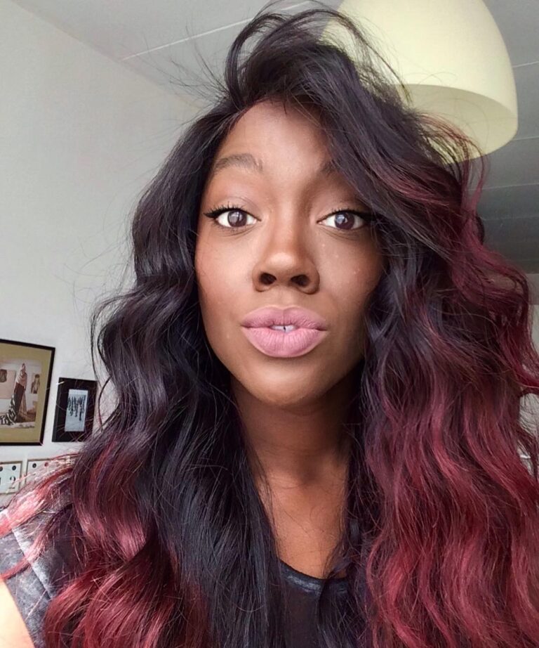 Cabelo acaju: 20 fotos para você querer esse tom de ruivo já