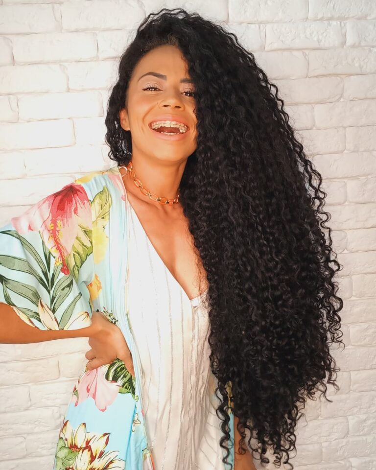 Cabelo cacheado longo: 50 lindas fotos + dicas de cuidados