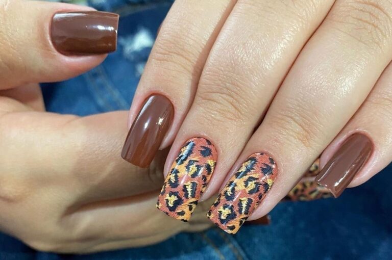 Unhas marrom: 40 ideias para fugir do comum com criatividade